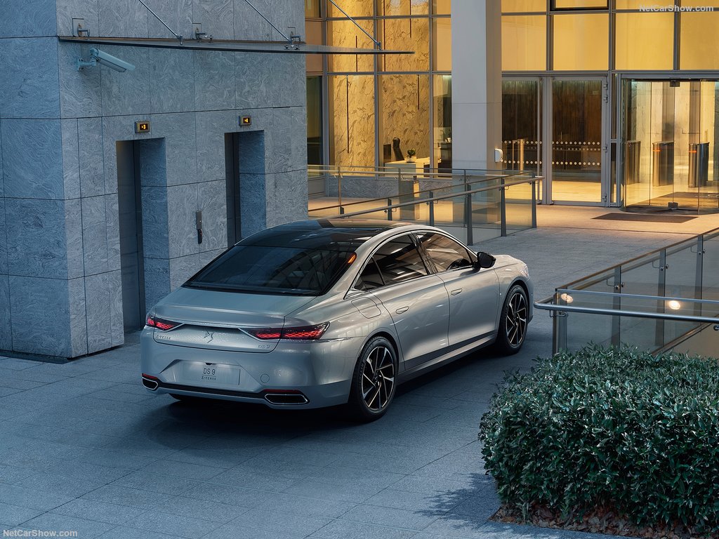 DS Automobiles officialise sa berline haut de gamme, la DS9